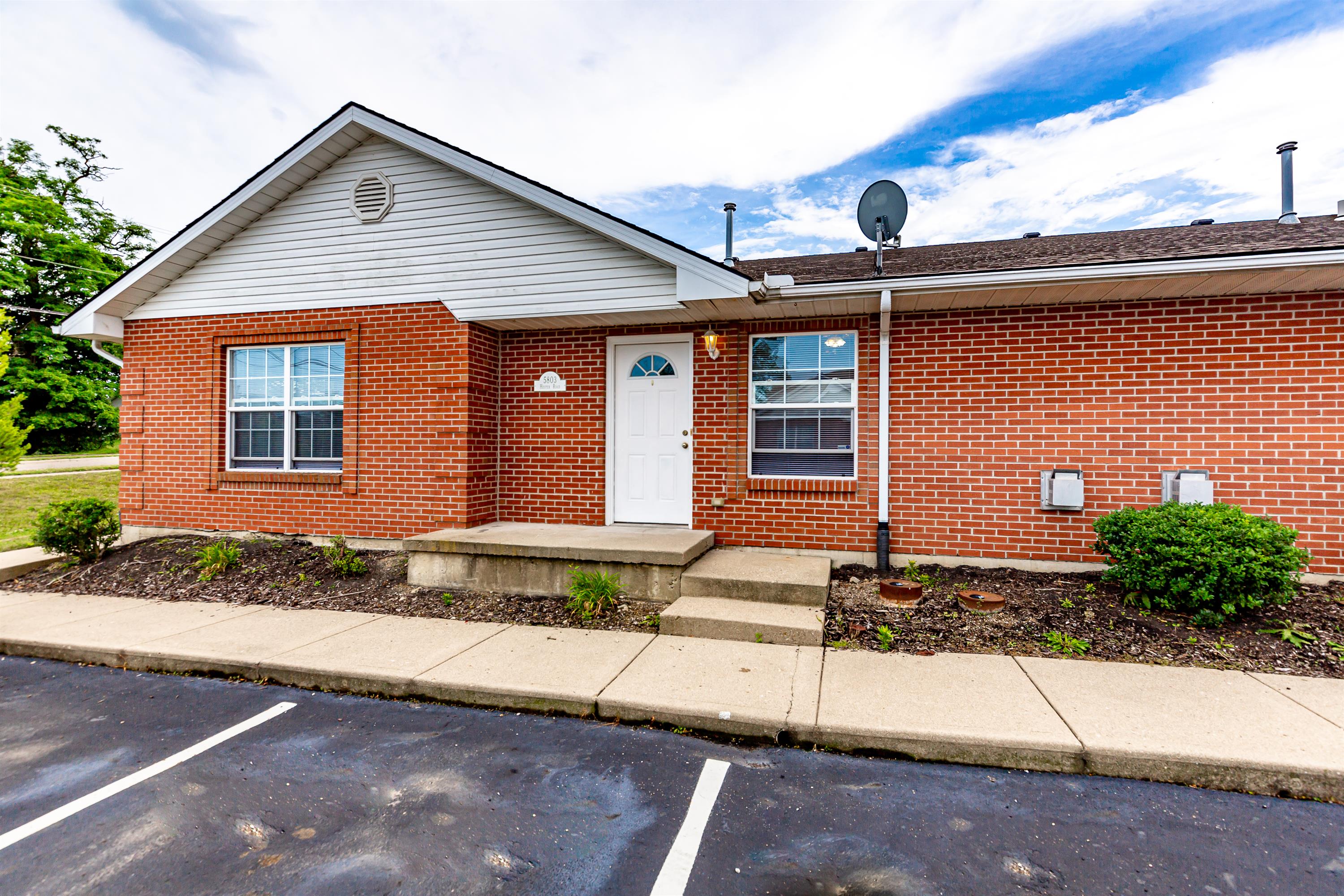 Home [bhhsprofessionalrealty.managebuilding.com]